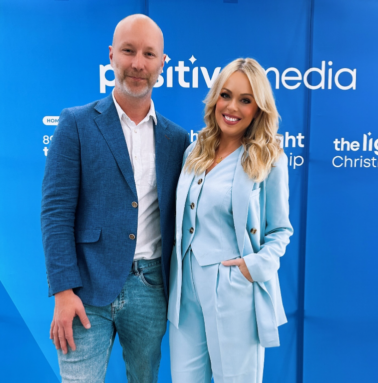 89.9 TheLight's Lucy Holmes celebrates 17 years on Melbourne Breakfast ...