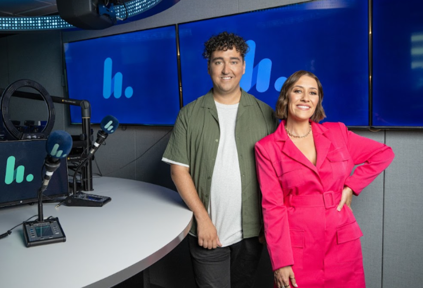 DJ behind viral Lorde club moment spills all with Nic & Loren